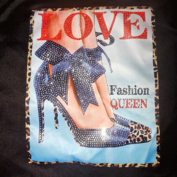 Ragdoll | Tops | Ragdoll Sparkly Love Fashion Queen Top Xl Nwt | Poshmark